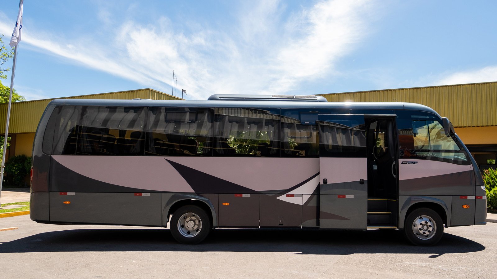 Volare desenvolve veículos inéditos para a Costa Rica - Ônibus & Transporte