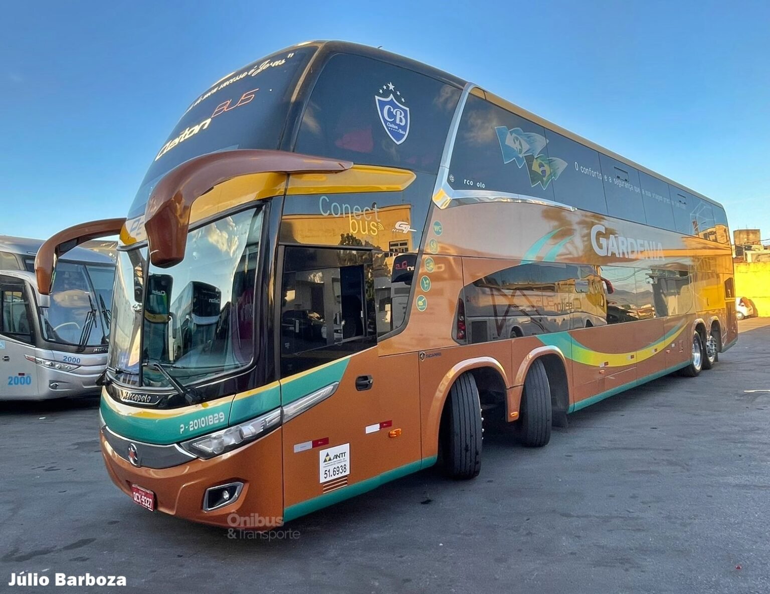 Conheça um dos Double Decker que a Cleiton Bus e Pevidor ...