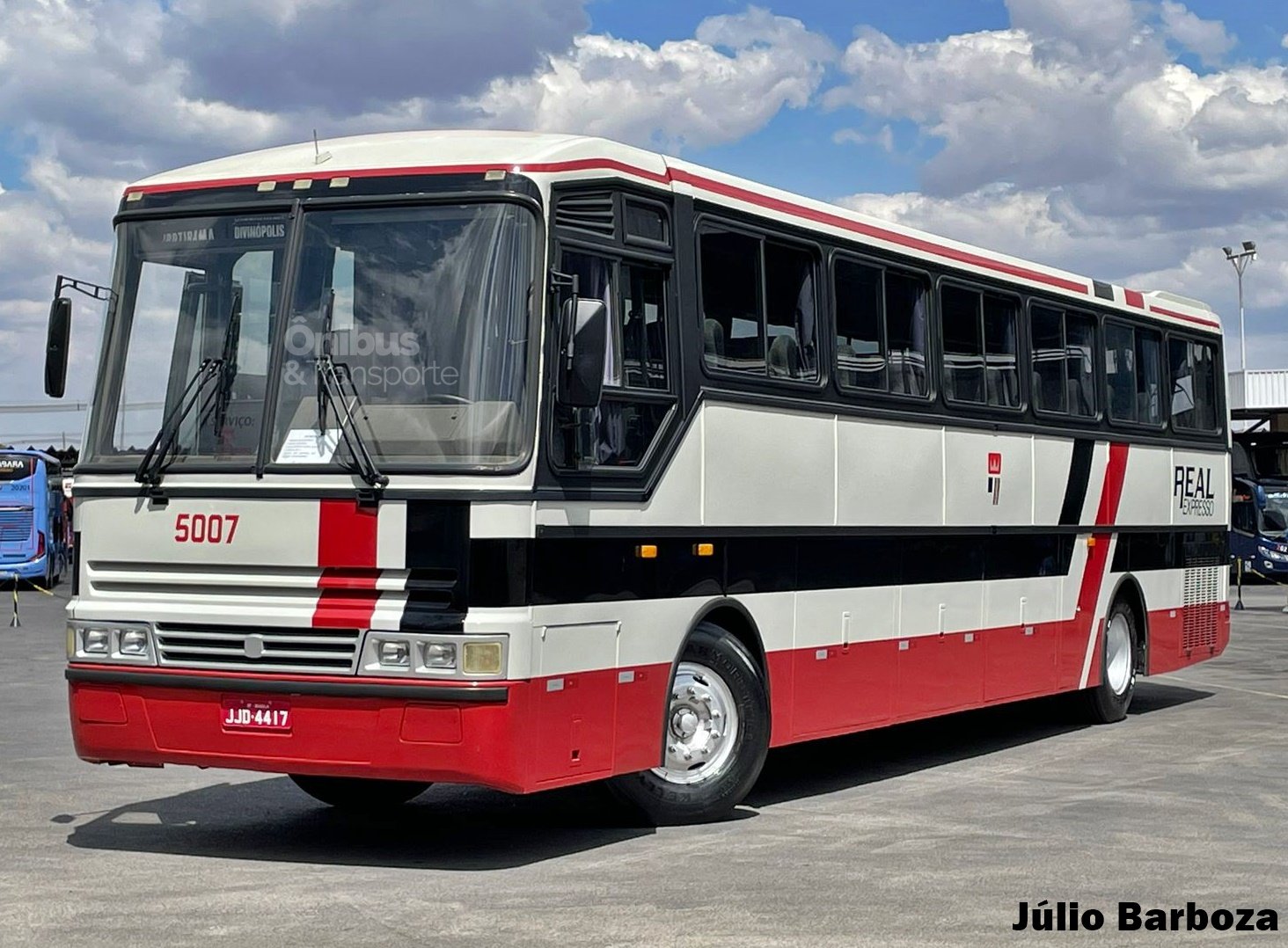 Conheça o El Buss 360 que a Real Expresso mantém na frota - Ônibus ...