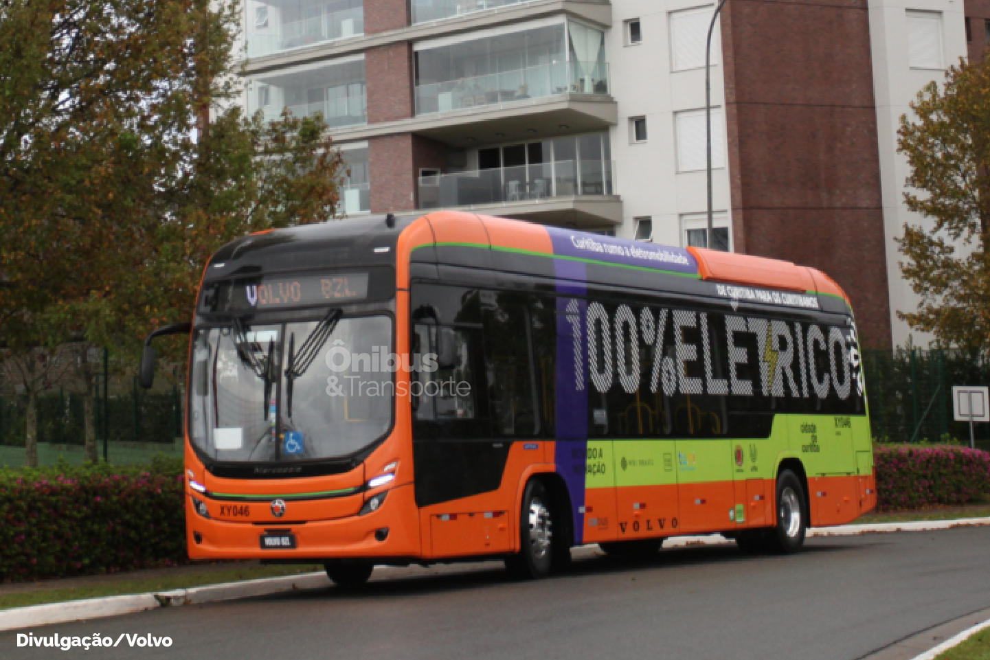 Volvo entrega em Curitiba a primeira unidade de demonstração do ônibus ...