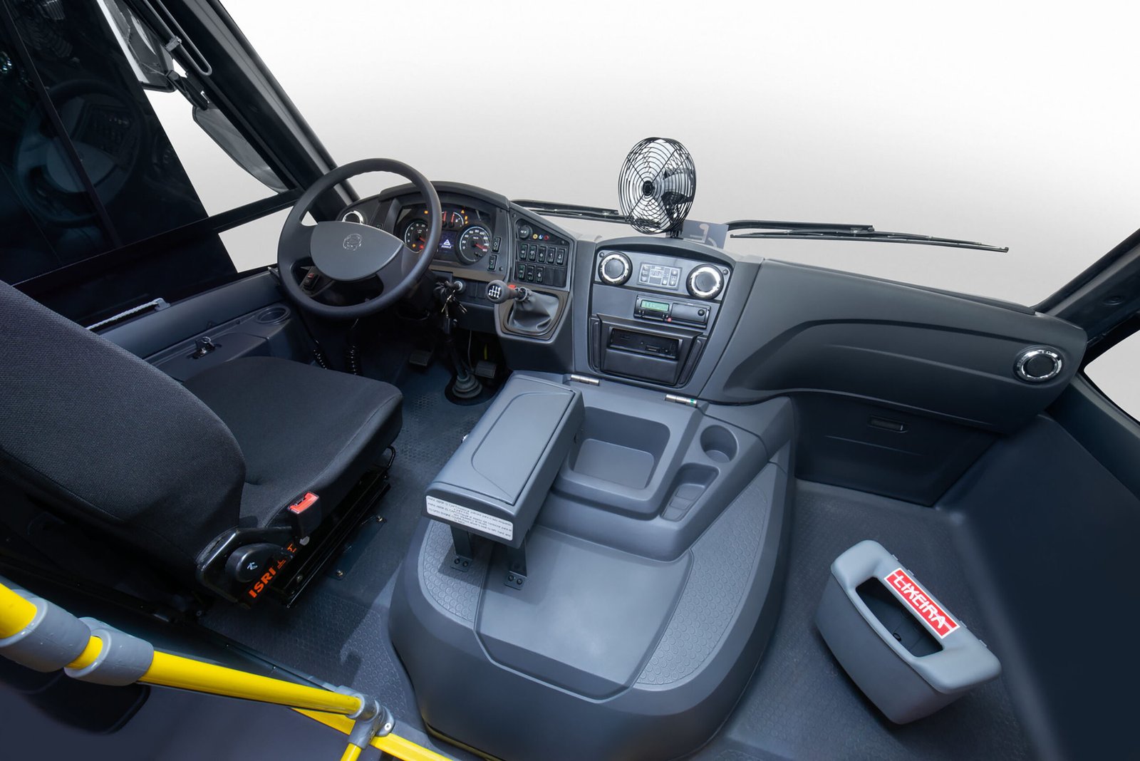 Volare expõe Fly 10 na Fenatral 2023 - Ônibus & Transporte