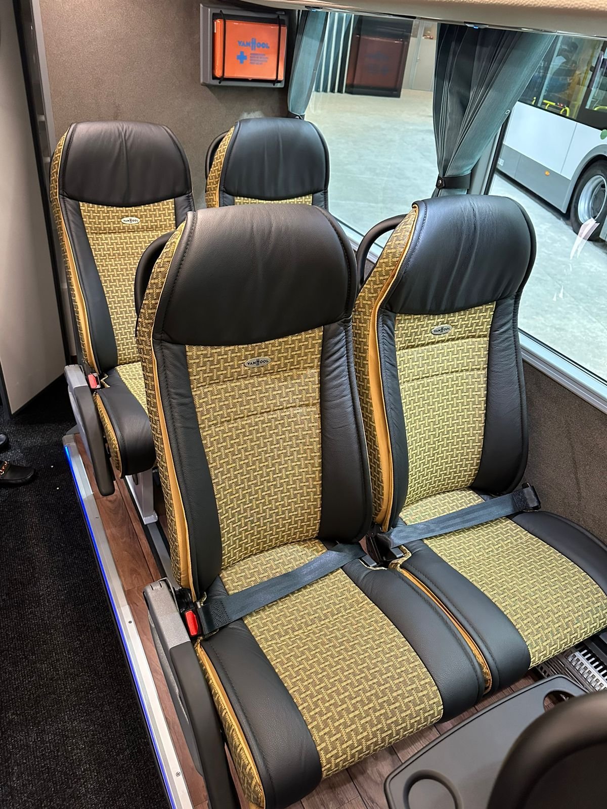 Van Hool apresenta o TDX27 ASTROMEGA na Busworld - Ônibus & Transporte