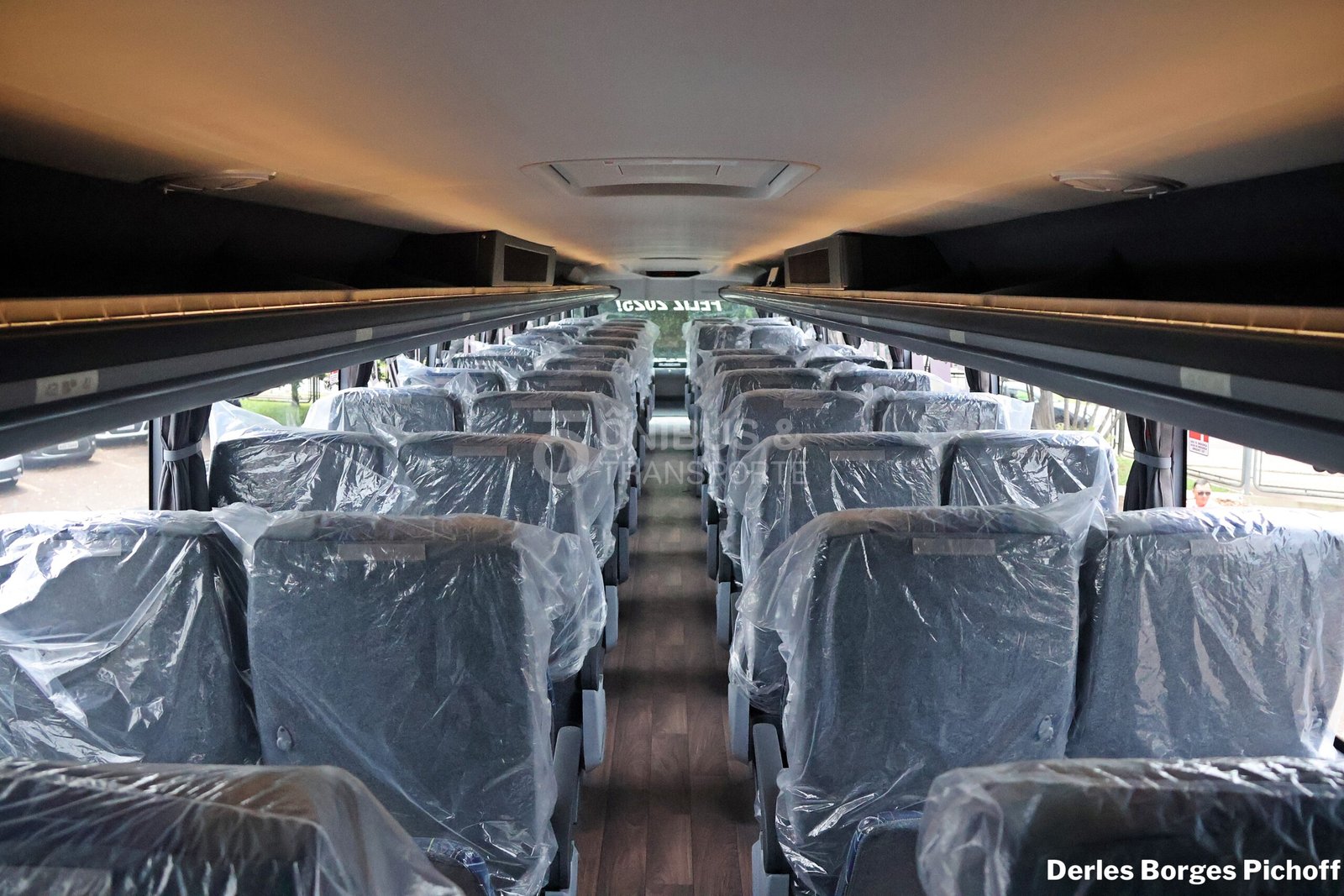 Eucatur reforça frota com 12 novos ônibus double decker e inova ao ...
